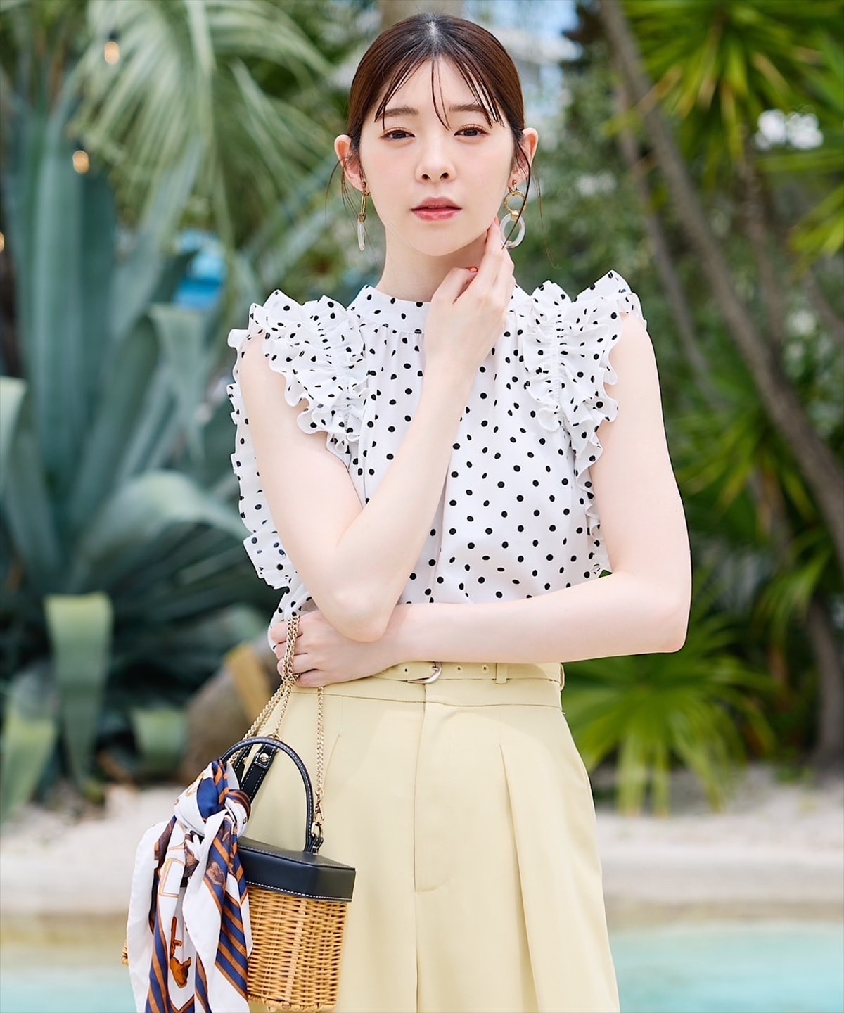 【展示会2位】2WAYミニフリルスリーブブラウス(F オフ): Swingle｜公式オンラインショップ｜バーンデストローズ