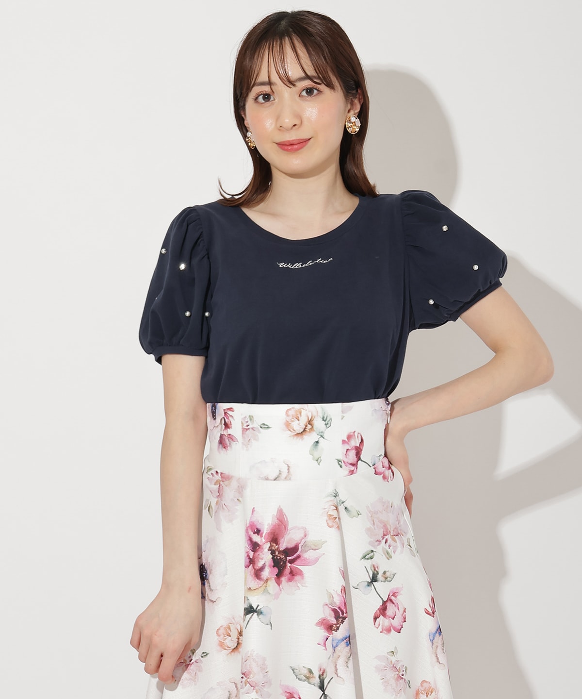 ロゴプリントパールビジューパフTシャツ(F ネイビー): WILLSELECTION｜公式オンラインショップ｜バーンデストローズ